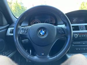 Blue BMW 330 2006 in Riga, with an engine capacity of 3.00 L and mileage of 360 thousand km for 4990 €, photo 27 on AUTOMOTO.COM.LV