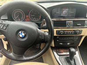 Blue BMW 330 2006 in Siauliai, with an engine capacity of 3.00 L and mileage of 351 thousand km for 4200 €, photo 3 on AUTOMOTO.COM.LV