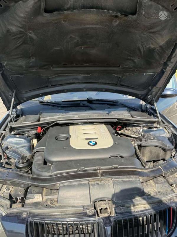 Zils BMW 330 2006 Šauļi, ar dzinēja tilpumu 3.00 L un nobraukumu 351 tūkst. km par 4200 €, foto 8 vietnē AUTOMOTO.COM.LV