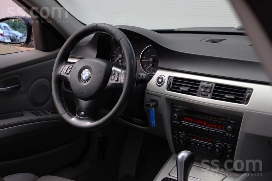 Zils BMW 330 2006 Rīga, ar dzinēja tilpumu 3.00 L un nobraukumu 0 tūkst. km par 3995 €, foto 14 vietnē AUTOMOTO.COM.LV