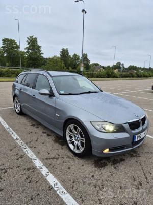 Blue BMW 330 2006 in Ogre, with an engine capacity of 3.00 L and mileage of 290 thousand km for 3500 €, photo 3 on AUTOMOTO.COM.LV