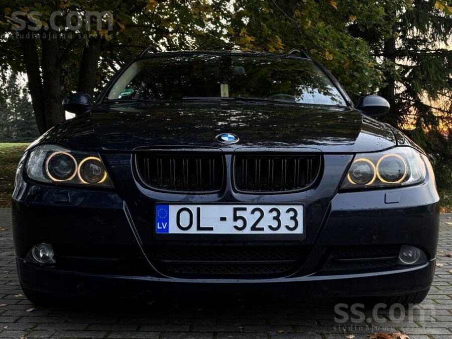 Blue BMW 330 2006 in Tukums, with an engine capacity of 3.00 L and mileage of 288 thousand km for 4150 €, photo 1 on AUTOMOTO.COM.LV