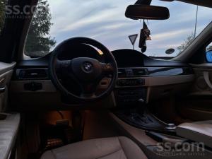 Blue BMW 330 2006 in Tukums, with an engine capacity of 3.00 L and mileage of 288 thousand km for 4150 €, photo 10 on AUTOMOTO.COM.LV