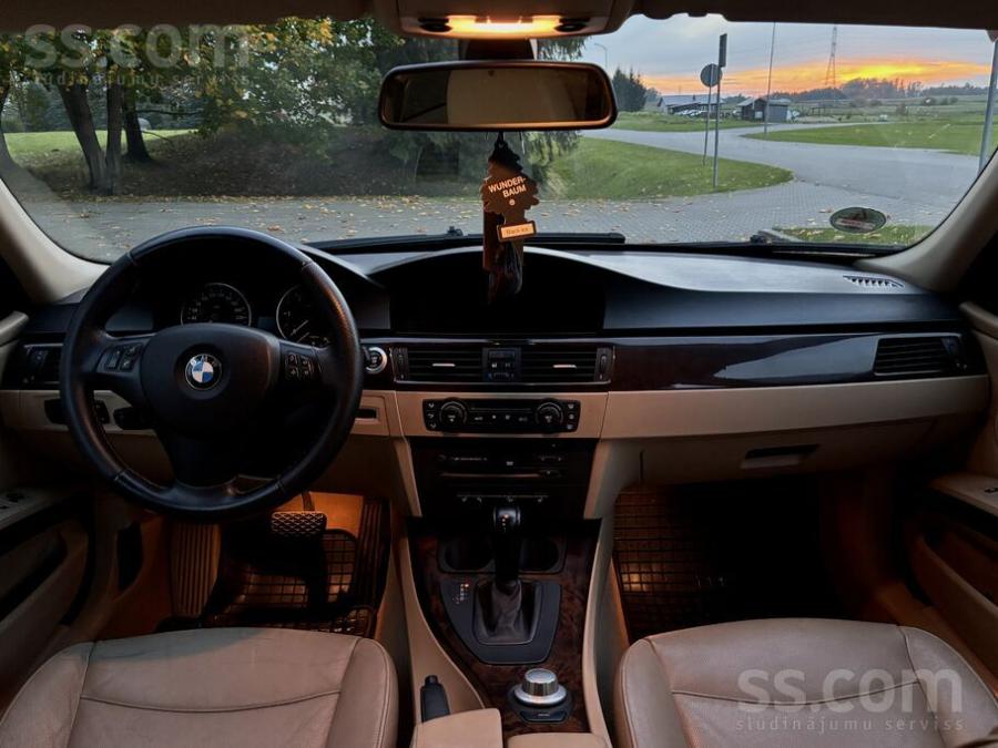 Blue BMW 330 2006 in Tukums, with an engine capacity of 3.00 L and mileage of 288 thousand km for 4150 €, photo 15 on AUTOMOTO.COM.LV