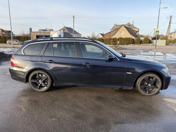 Zils BMW 330 2007 Kauņa, ar dzinēja tilpumu 3.00 L un nobraukumu 259 tūkst. km par 4000 €, foto 4 vietnē AUTOMOTO.COM.LV