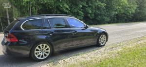Blue BMW 330 2007 in Kaunas, with an engine capacity of 3.00 L and mileage of 387 thousand km for 3400 €, photo 4 on AUTOMOTO.COM.LV