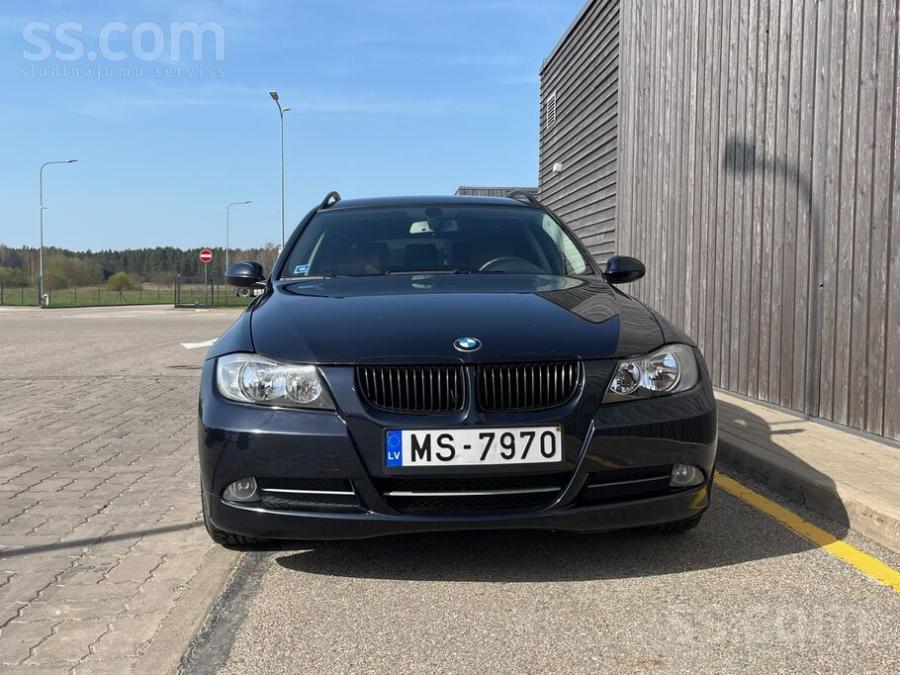 Zils BMW 330 2007 Rīga, ar dzinēja tilpumu 3.00 L un nobraukumu 241 tūkst. km par 3800 €, foto 1 vietnē AUTOMOTO.COM.LV