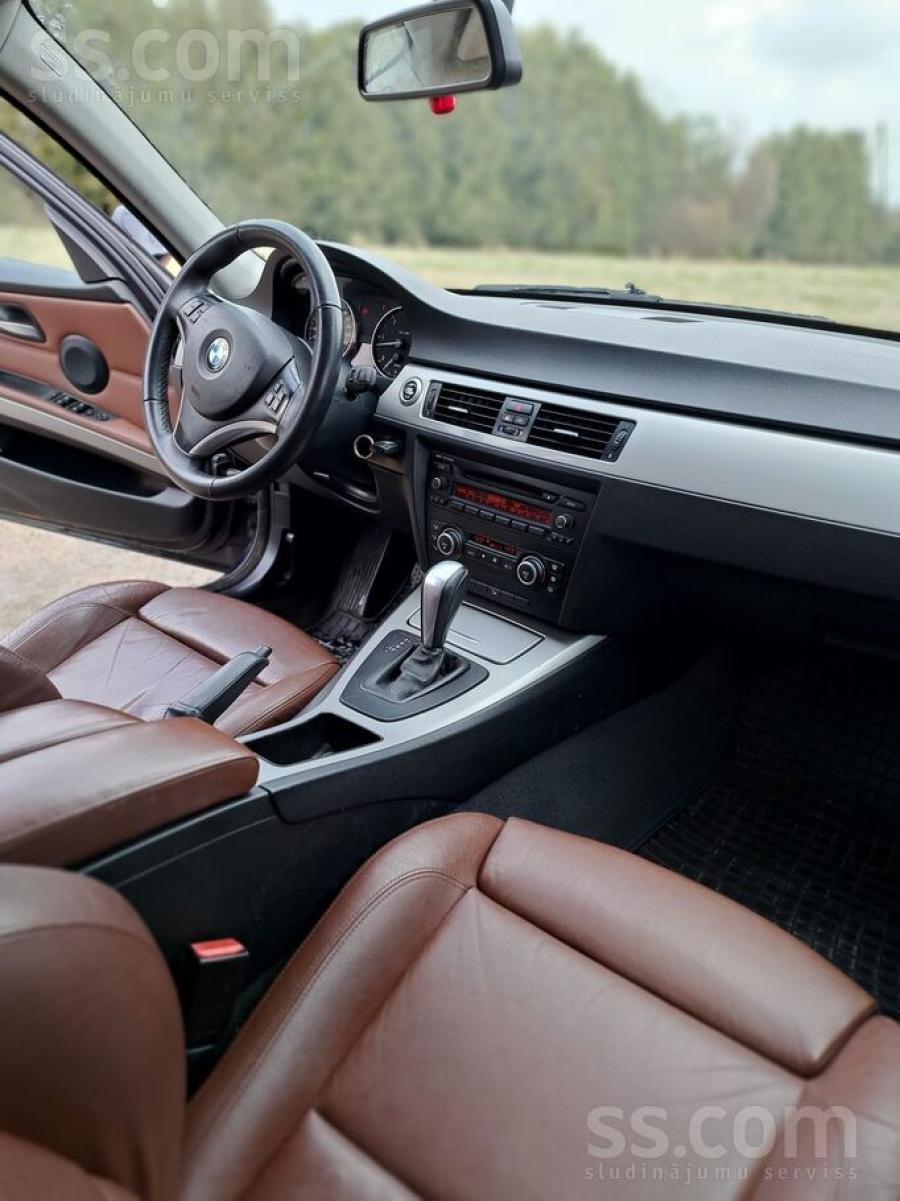 Zils BMW 330 2007 Rīga, ar dzinēja tilpumu 3.00 L un nobraukumu 241 tūkst. km par 3800 €, foto 7 vietnē AUTOMOTO.COM.LV