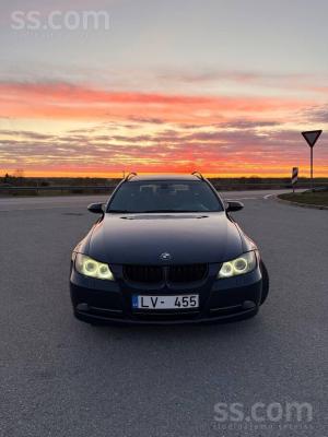 Blue BMW 330 2007 in Riga, with an engine capacity of 3.00 L and mileage of 320 thousand km for 3990 €, photo 7 on AUTOMOTO.COM.LV