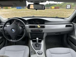 Zils BMW 330 2007 Šauļi, ar dzinēja tilpumu 2.99 L un nobraukumu 380 tūkst. km par 3450 €, foto 7 vietnē AUTOMOTO.COM.LV