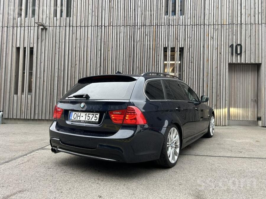 Blue BMW 330 2008 in Riga, with an engine capacity of 3.00 L and mileage of 384 thousand km for 6750 €, photo 4 on AUTOMOTO.COM.LV