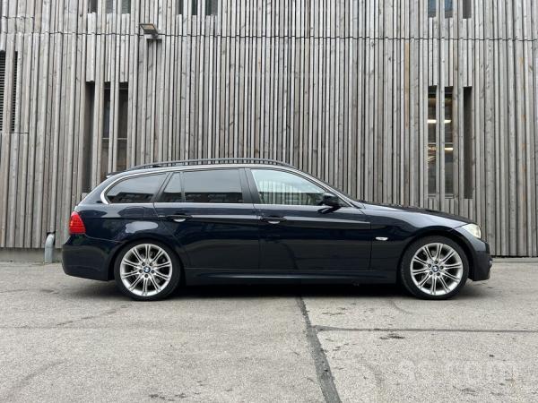 Blue BMW 330 2008 in Riga, with an engine capacity of 3.00 L and mileage of 384 thousand km for 6750 €, photo 5 on AUTOMOTO.COM.LV