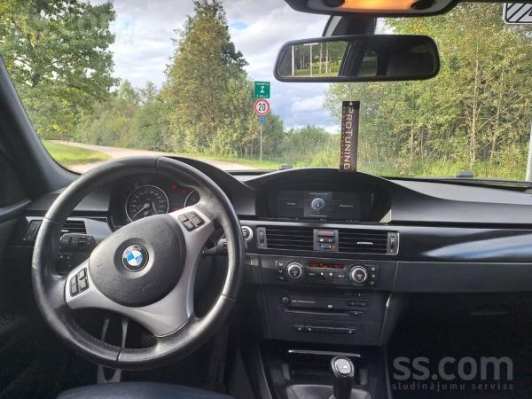 Zils BMW 330 2008 Alūksne, ar dzinēja tilpumu 3.00 L un nobraukumu 251 tūkst. km par 3850 €, foto 4 vietnē AUTOMOTO.COM.LV