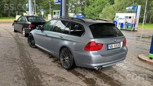 Blue BMW 330 2008 in Riga, with an engine capacity of 3.00 L and mileage of 333 thousand km for 6250 €, photo 4 on AUTOMOTO.COM.LV