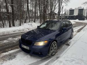 Blue BMW 330 2010 in Vilnius, with an engine capacity of 2.99 L and mileage of 280 thousand km for 5200 €, photo  on AUTOMOTO.COM.LV