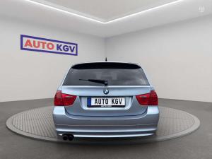 Blue BMW 330 2010 in Vilnius, with an engine capacity of 3.00 L and mileage of 319 thousand km for 6999 €, photo 5 on AUTOMOTO.COM.LV