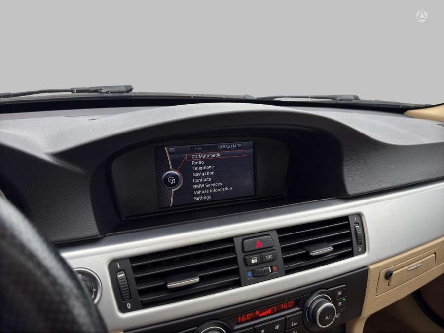 Blue BMW 330 2010 in Vilnius, with an engine capacity of 3.00 L and mileage of 319 thousand km for 6999 €, photo 19 on AUTOMOTO.COM.LV