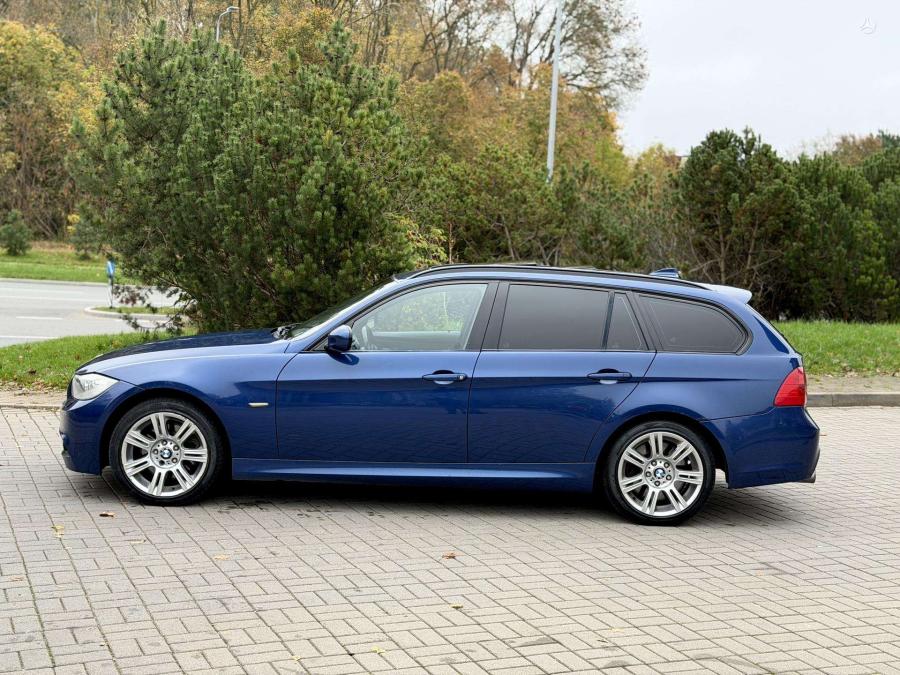 Blue BMW 330 2011 in Vilnius, with an engine capacity of 3.00 L and mileage of 279 thousand km for 5000 €, photo 8 on AUTOMOTO.COM.LV