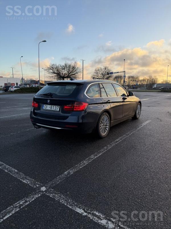 Blue BMW 330 2013 in Riga, with an engine capacity of 3.00 L and mileage of 245 thousand km for 9400 €, photo 3 on AUTOMOTO.COM.LV