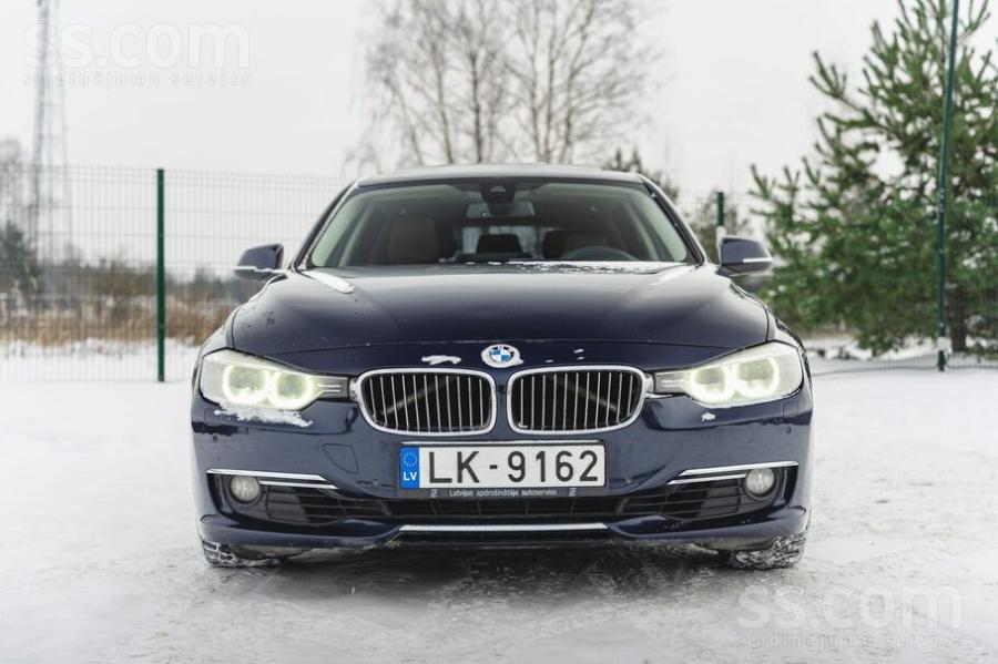 Blue BMW 330 2013 in Riga, with an engine capacity of 3.00 L and mileage of 346 thousand km for 11290 €, photo 2 on AUTOMOTO.COM.LV