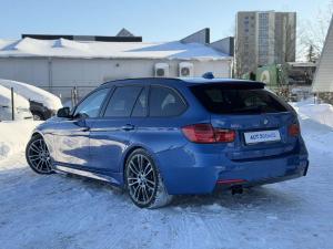 Blue BMW 330 2013 in Mazeikiai, with an engine capacity of 2.99 L and mileage of 338 thousand km for 12500 €, photo 4 on AUTOMOTO.COM.LV