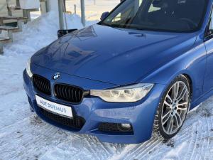 Blue BMW 330 2013 in Mazeikiai, with an engine capacity of 2.99 L and mileage of 338 thousand km for 12500 €, photo 16 on AUTOMOTO.COM.LV
