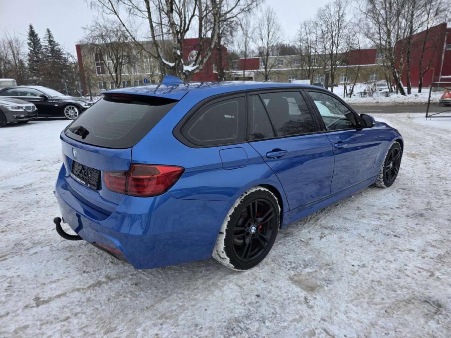 Blue BMW 330 2013 in Telschi, with an engine capacity of 2.99 L and mileage of 293 thousand km for 11800 €, photo 9 on AUTOMOTO.COM.LV