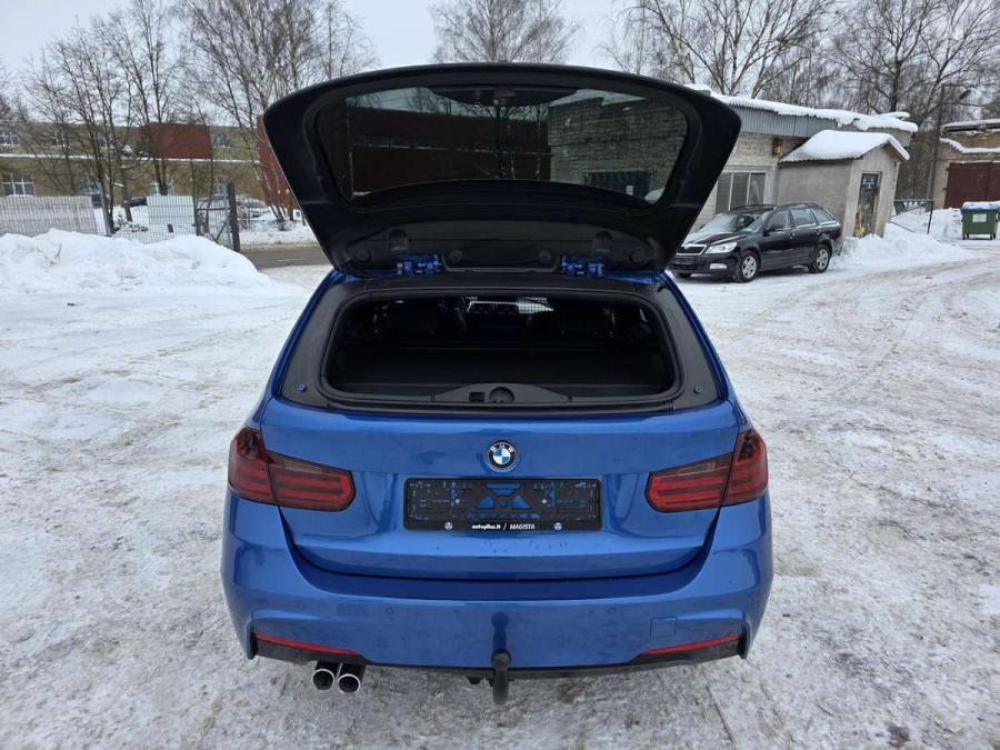 Blue BMW 330 2013 in Telschi, with an engine capacity of 2.99 L and mileage of 293 thousand km for 11800 €, photo 34 on AUTOMOTO.COM.LV