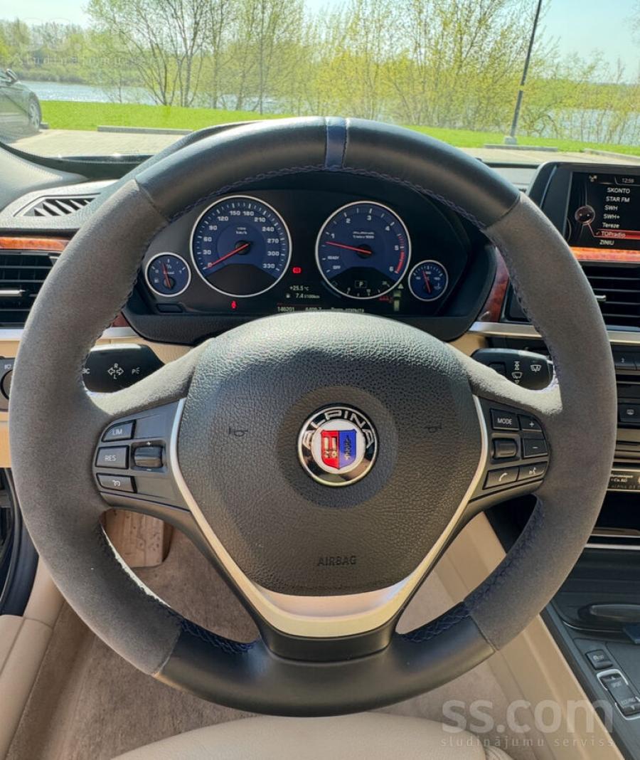 Blue BMW 330 2014 in Daugavpils, with an engine capacity of 3.00 L and mileage of 150 thousand km for 17666 €, photo 15 on AUTOMOTO.COM.LV