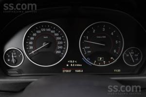 Zils BMW 330 2016 Rīga, ar dzinēja tilpumu 3.00 L un nobraukumu 276 tūkst. km par 9990 €, foto 26 vietnē AUTOMOTO.COM.LV