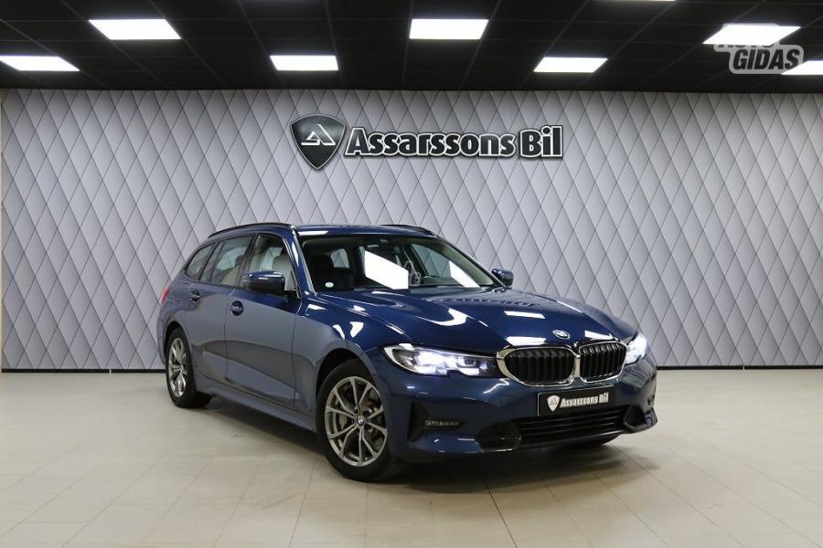 Blue BMW 330 2021 in Kaunas, with an engine capacity of 0.00 L and mileage of 73 thousand km for 30212 €, photo 1 on AUTOMOTO.COM.LV