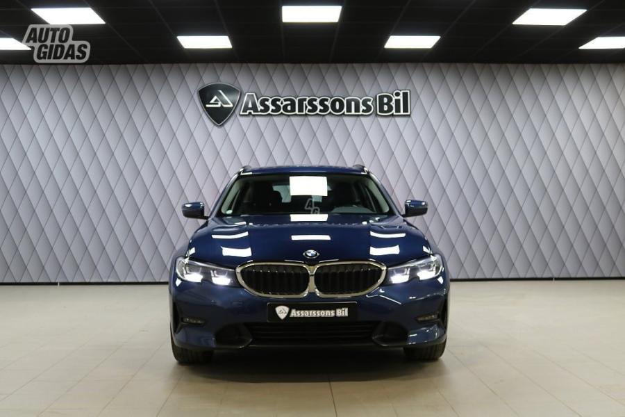 Blue BMW 330 2021 in Kaunas, with an engine capacity of 0.00 L and mileage of 73 thousand km for 30212 €, photo 16 on AUTOMOTO.COM.LV