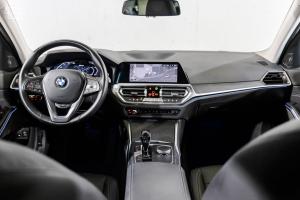 Zils BMW 330 2021 Viļņa, ar dzinēja tilpumu 2.00 L un nobraukumu 133 tūkst. km par 24441 €, foto 18 vietnē AUTOMOTO.COM.LV