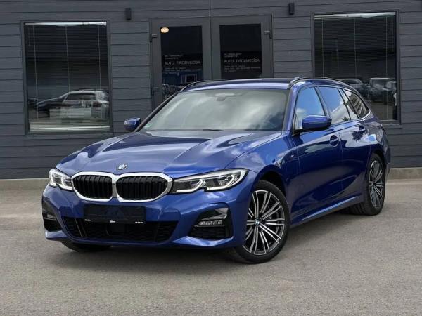 Blue BMW 330 2021 in Jelgava, with an engine capacity of 2.00 L and mileage of 169 thousand km for 25300 €, photo 3 on AUTOMOTO.COM.LV