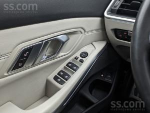 Синий БМВ 330 2022 в Тукумс, объемом двигателя 2.00 л и пробегом 160 тыс. км за 27700 €, фото 30 на AUTOMOTO.COM.LV