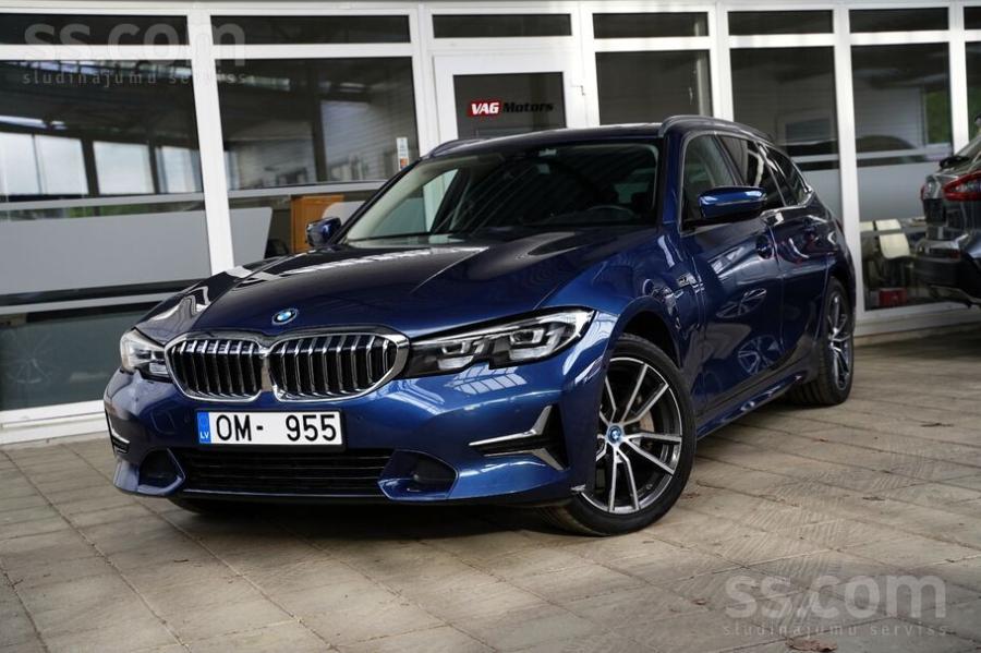 Zils BMW 330 2022 Rīga, ar dzinēja tilpumu 2.00 L un nobraukumu 194 tūkst. km par 21990 €, foto 1 vietnē AUTOMOTO.COM.LV