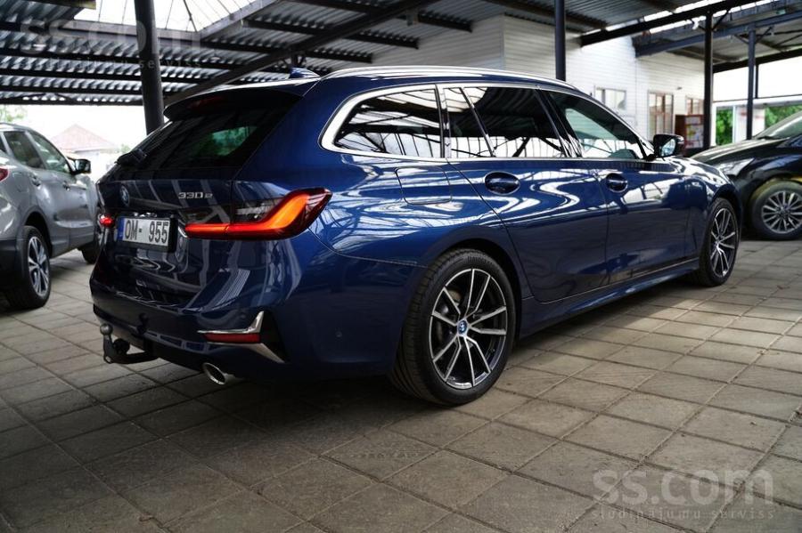 Zils BMW 330 2022 Rīga, ar dzinēja tilpumu 2.00 L un nobraukumu 194 tūkst. km par 21990 €, foto 5 vietnē AUTOMOTO.COM.LV