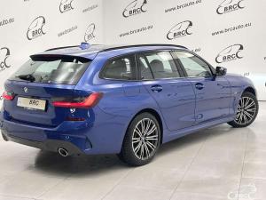 Blue BMW 330 2022 in Vilnius, with an engine capacity of 2.00 L and mileage of 186 thousand km for 22200 €, photo 4 on AUTOMOTO.COM.LV