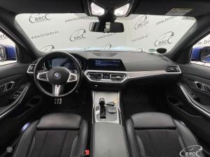 Blue BMW 330 2022 in Vilnius, with an engine capacity of 2.00 L and mileage of 186 thousand km for 22200 €, photo 5 on AUTOMOTO.COM.LV