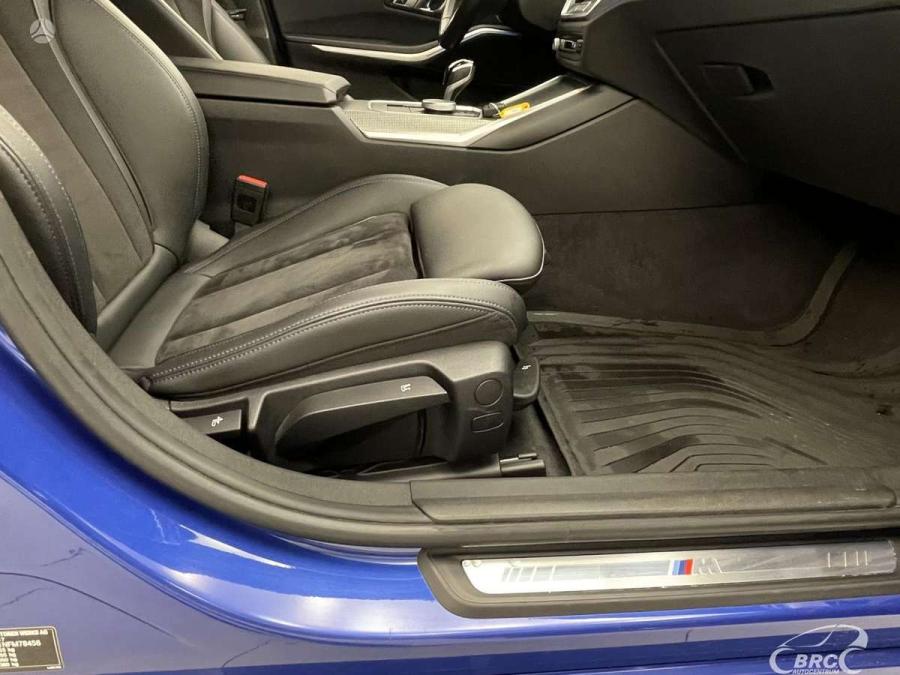 Blue BMW 330 2022 in Vilnius, with an engine capacity of 2.00 L and mileage of 186 thousand km for 22200 €, photo 8 on AUTOMOTO.COM.LV