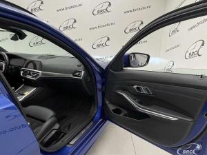 Blue BMW 330 2022 in Vilnius, with an engine capacity of 2.00 L and mileage of 186 thousand km for 22200 €, photo 10 on AUTOMOTO.COM.LV