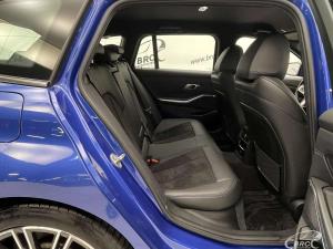 Blue BMW 330 2022 in Vilnius, with an engine capacity of 2.00 L and mileage of 186 thousand km for 22200 €, photo 11 on AUTOMOTO.COM.LV