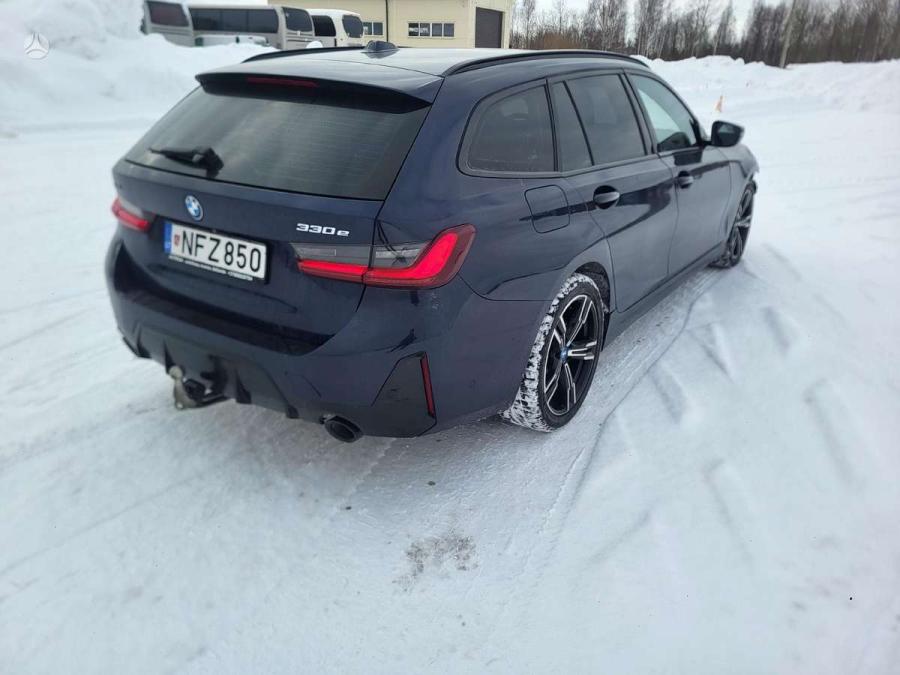 Zils BMW 330 2023 Panevēža, ar dzinēja tilpumu 2.00 L un nobraukumu 37 tūkst. km par 29500 €, foto 3 vietnē AUTOMOTO.COM.LV