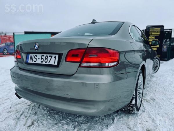 Brown BMW 330 2010 in Cesis, with an engine capacity of 3.00 L and mileage of 0 thousand km for 6790 €, photo 5 on AUTOMOTO.COM.LV