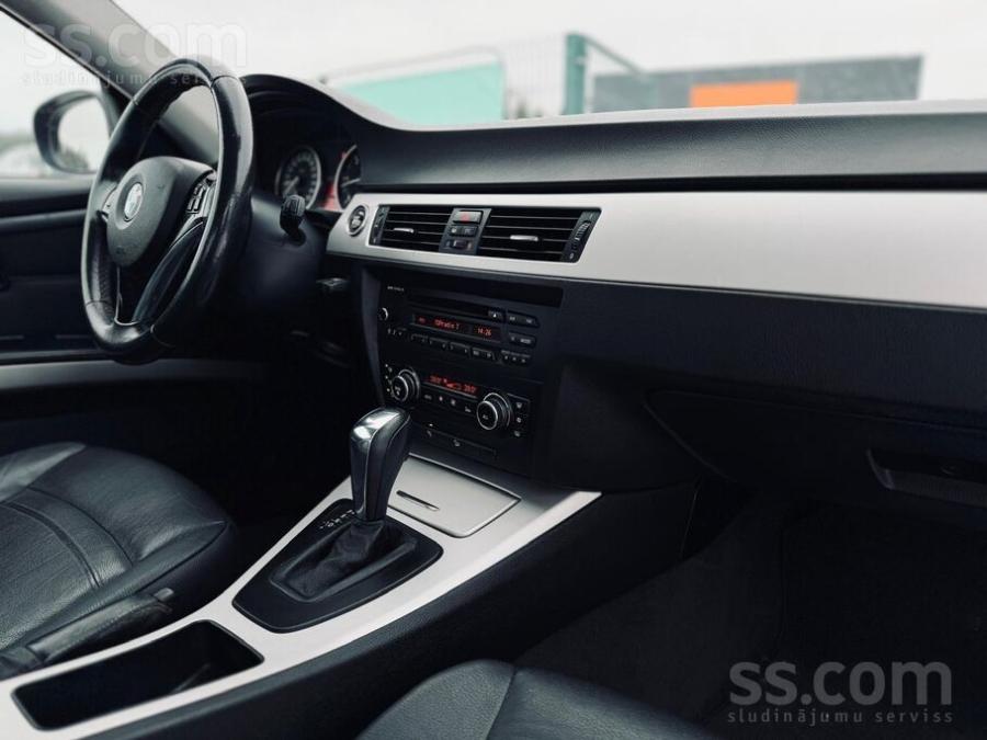 Brūns BMW 330 2010 Cēsis, ar dzinēja tilpumu 3.00 L un nobraukumu 0 tūkst. km par 6590 €, foto 17 vietnē AUTOMOTO.COM.LV