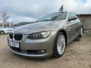 Brūns BMW 330 2010 Cēsis, ar dzinēja tilpumu 3.00 L un nobraukumu 0 tūkst. km par 6590 €, foto 26 vietnē AUTOMOTO.COM.LV