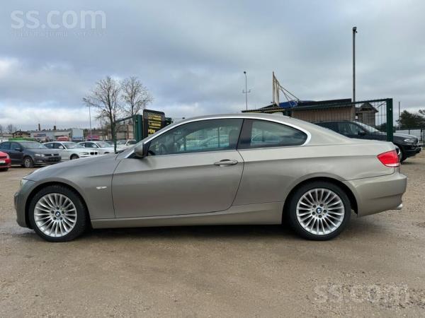 Brown BMW 330 2010 in Cesis, with an engine capacity of 3.00 L and mileage of 0 thousand km for 6590 €, photo 8 on AUTOMOTO.COM.LV