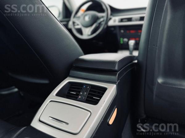 Brown BMW 330 2010 in Cesis, with an engine capacity of 3.00 L and mileage of 0 thousand km for 6590 €, photo 10 on AUTOMOTO.COM.LV