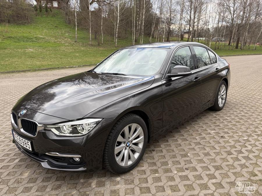 Brown BMW 330 2016 in Vilnius, with an engine capacity of 2.00 L and mileage of 119 thousand km for 14600 €, photo 6 on AUTOMOTO.COM.LV
