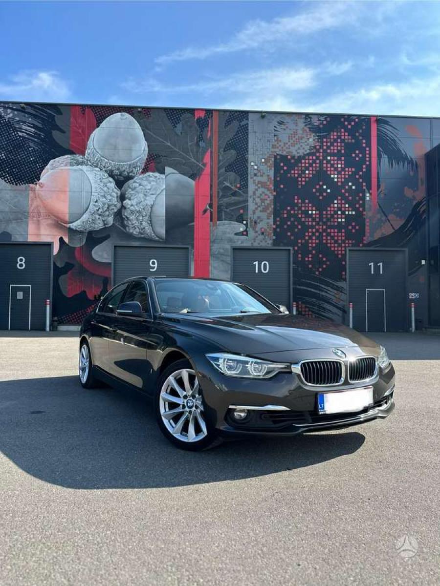 Brown BMW 330 2017 in Vilnius, with an engine capacity of 2.00 L and mileage of 223 thousand km for 13900 €, photo 1 on AUTOMOTO.COM.LV